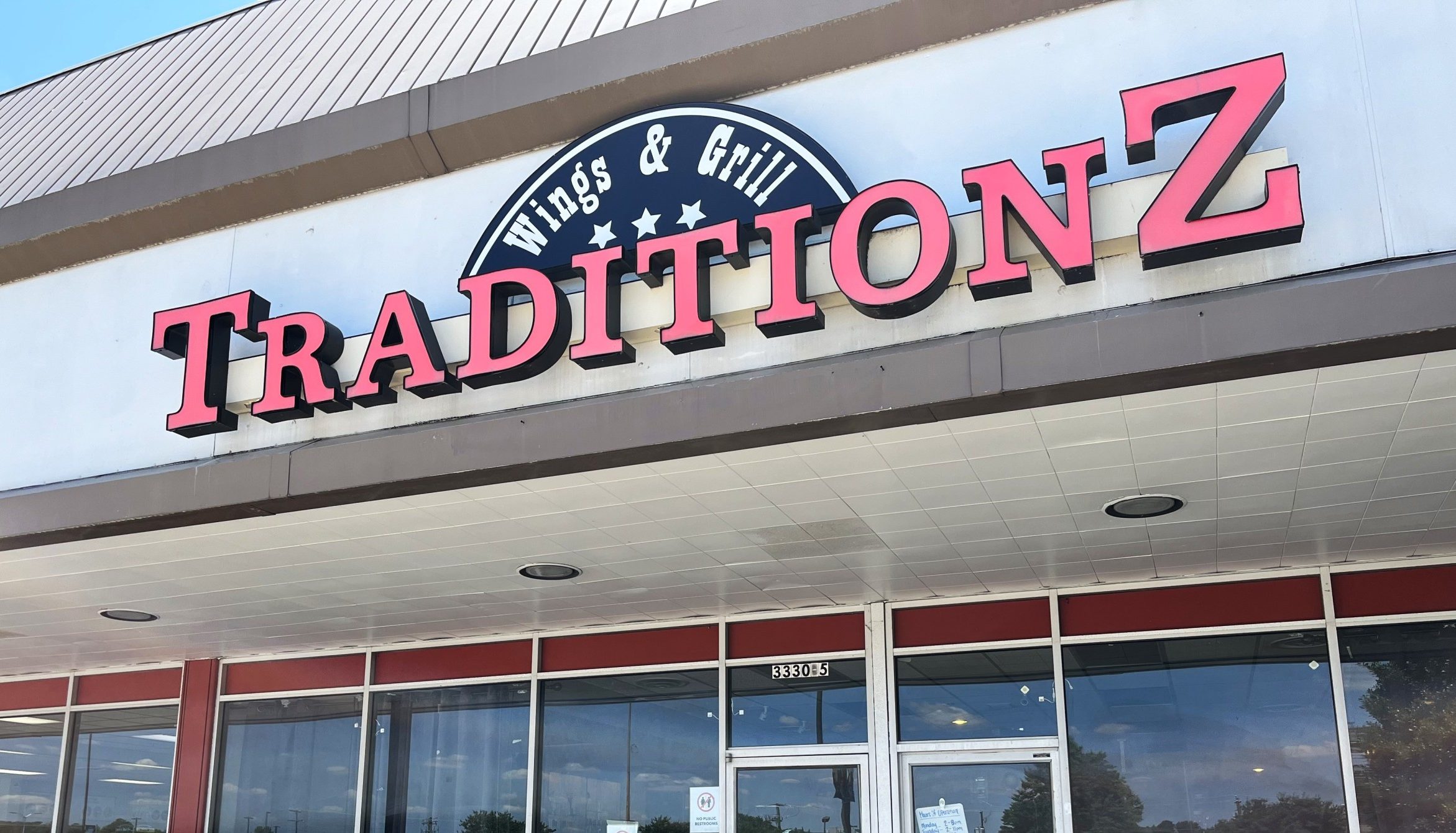 Traditionz Wings & Grill - Visit Petersburg VA